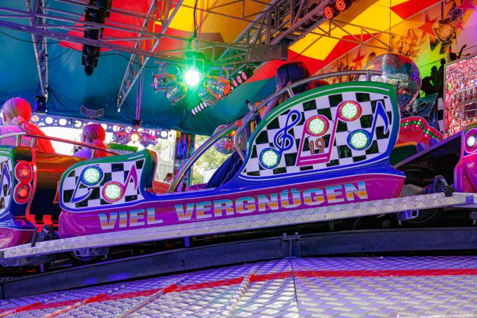Disco-Jet (Heitmann) - Fahrgeschäft auf der Kirmes - Bildergalerie