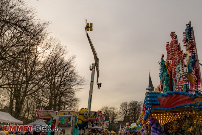 Extrem (Deinert/Karabeg) - Fahrgeschäft - Kirmes - Bildergalerie
