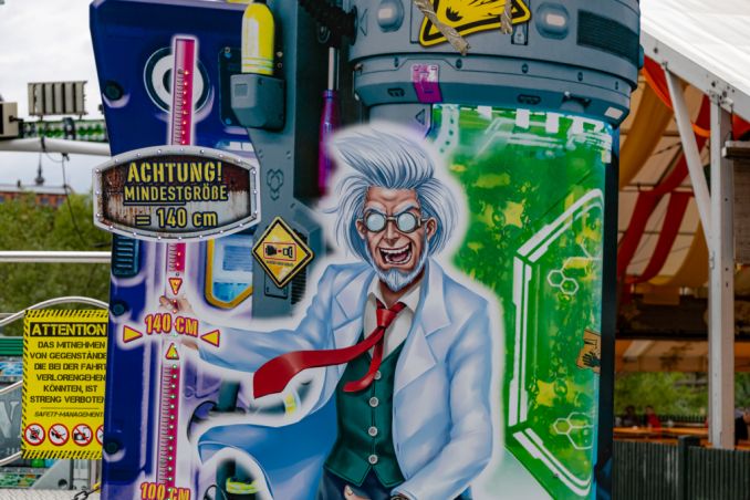 Mr. Gravity (Oberschelp) - Fahrgeschäft - Kirmes - Bildergalerie