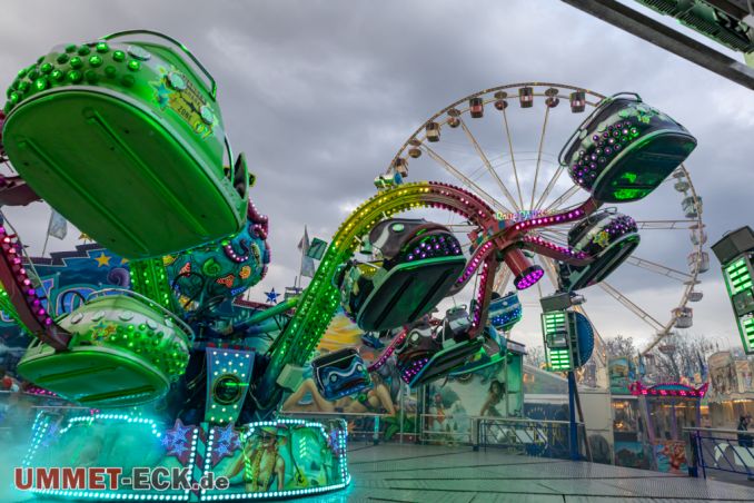 Polyp (Stummer) - Kirmes-Fahrgeschäft - Bildergalerie